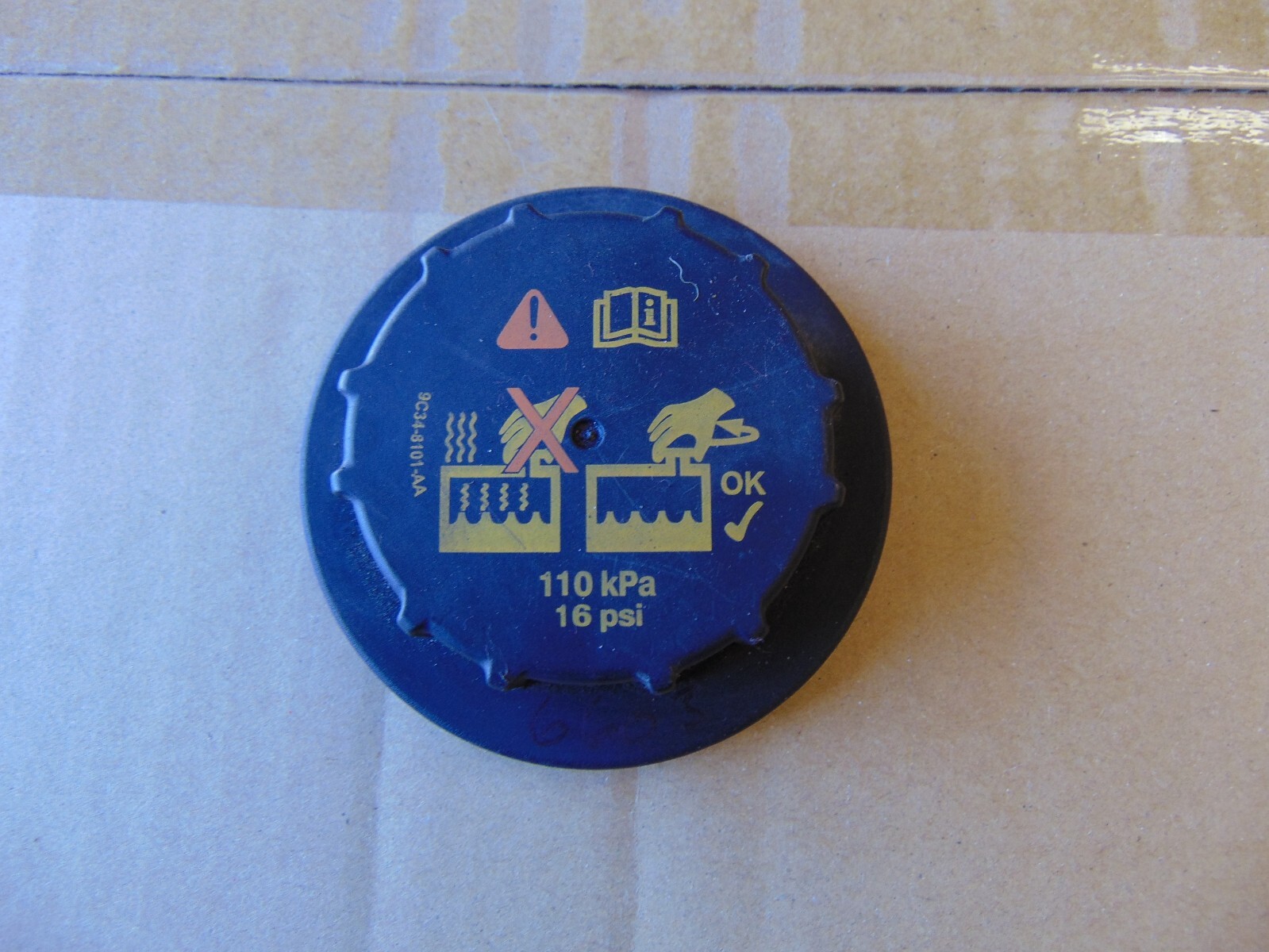 98-11 FORD CROWN VICTORIA RADIATOR COOLANT RESERVOIR TANK CAP 9C34-8101 ...