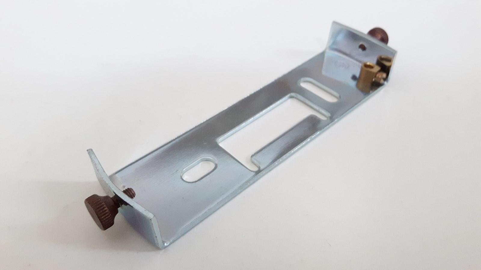 Light fixing ceiling rose strap bracket strap brace earthed 98mm width ...