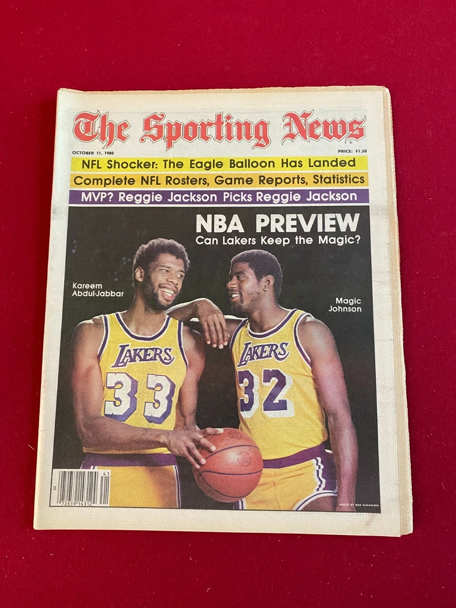 (3) Los Angeles Lakers Sports Illustrated Beckett Magazine