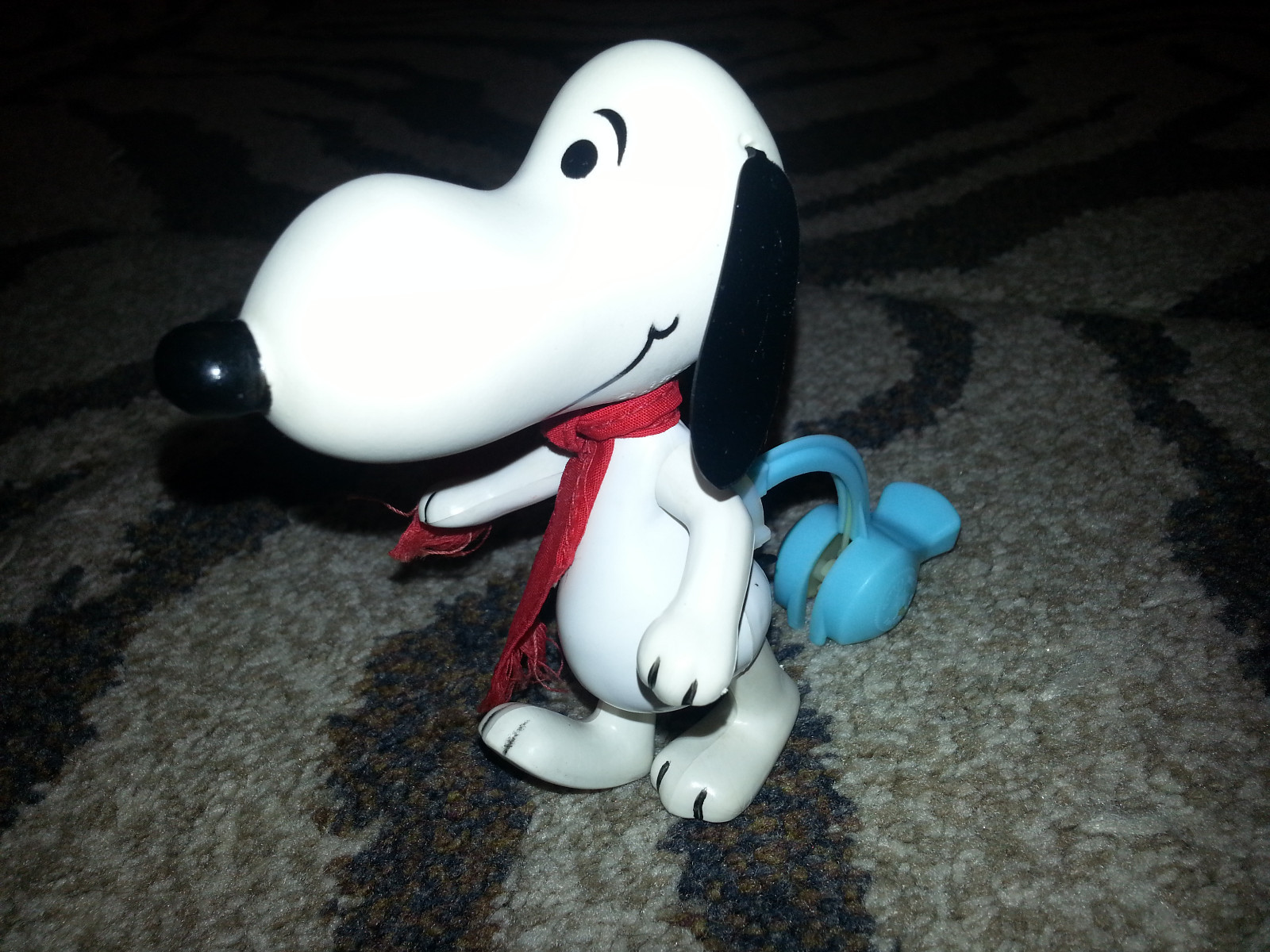SNOOPY FINGER TOY FIGURINE 1968 Skediddler MATTEL Peanuts Gang Walkers ...