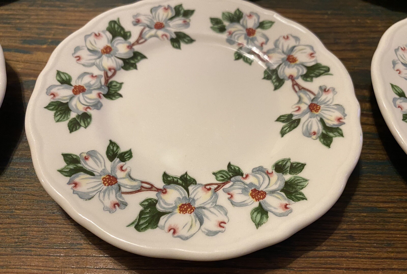 (6) SYRACUSE CHINA DOGWOOD PATTERN RESTAURANT WARE 5 1/2” BREAD ...