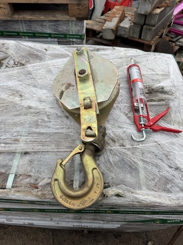 Pulley Block Wheel Very Big Heavy Duty Ideal for Industrial Use and DIY ...