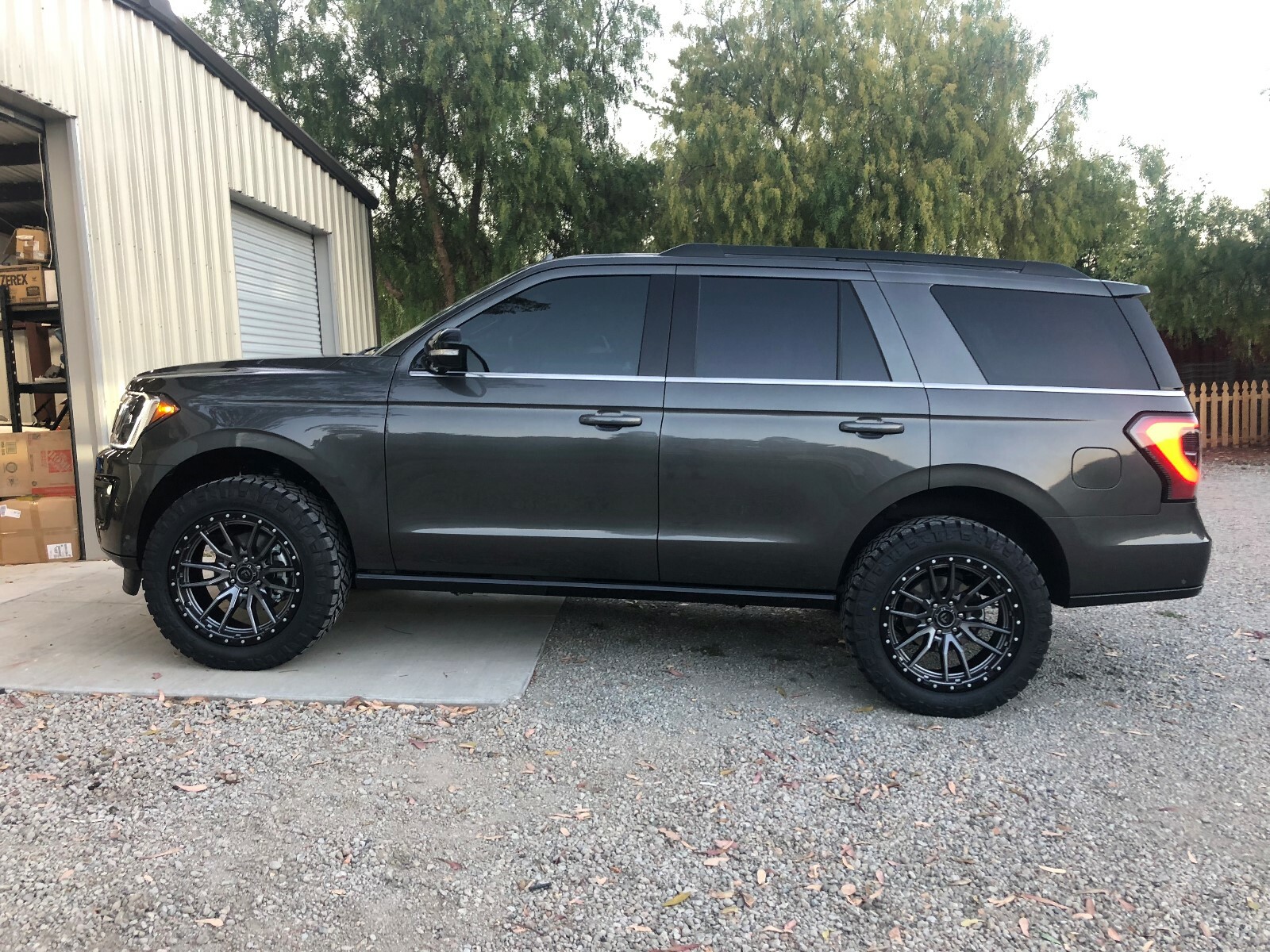 Ford Expedition / Lincoln Navigator lift / lowering adjustable sensor ...