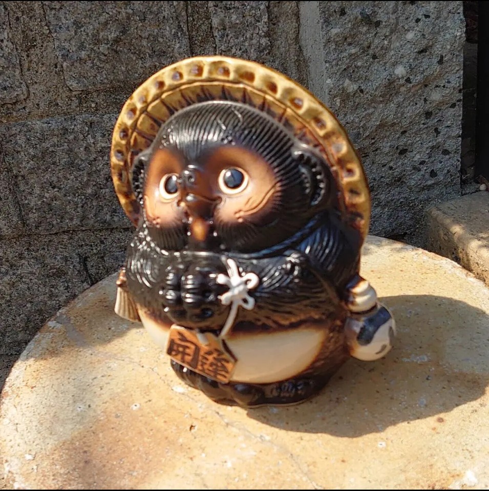 pottery raccoon dog Shigaraki ware Tanuki figurine lucky charm ceramic ...