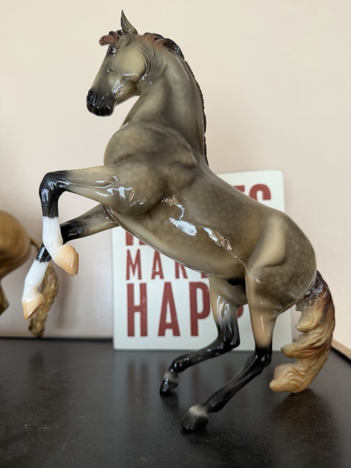 Breyer Horse Sweet Home Chicago “Four Stars” Glossy Desatado Very Rare ...