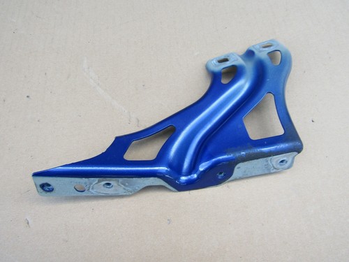 Audi Q3 RS 8U 2014 Front Guard Panel Fender Bracket RHS 8U0821136 ...