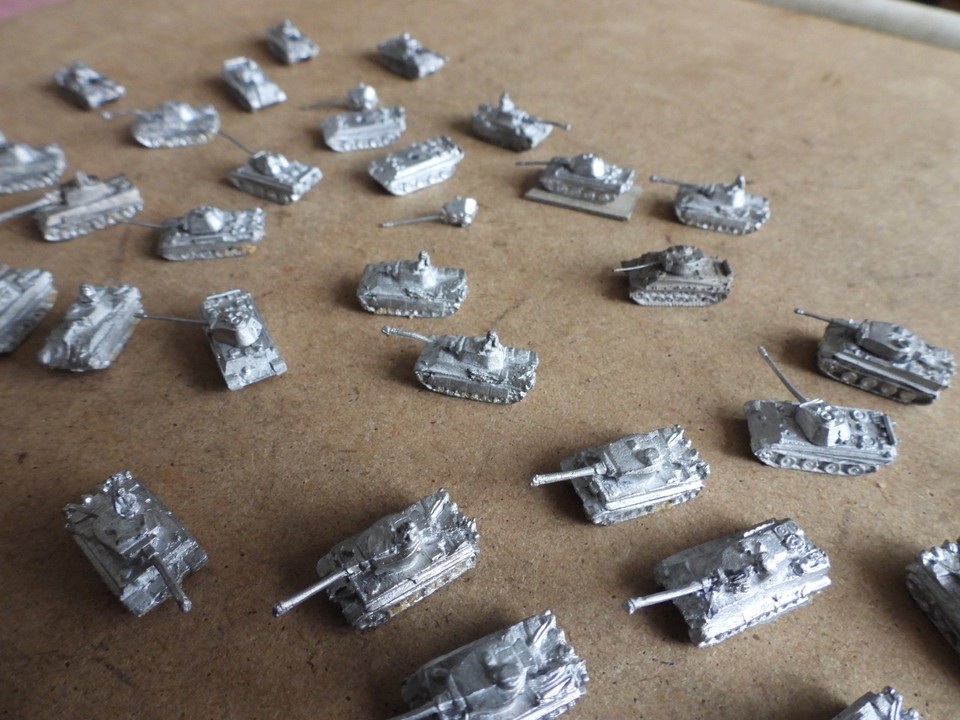 1/300 6mm Heroics ros micro wargaming armour WW2 German Tiger & Panther ...