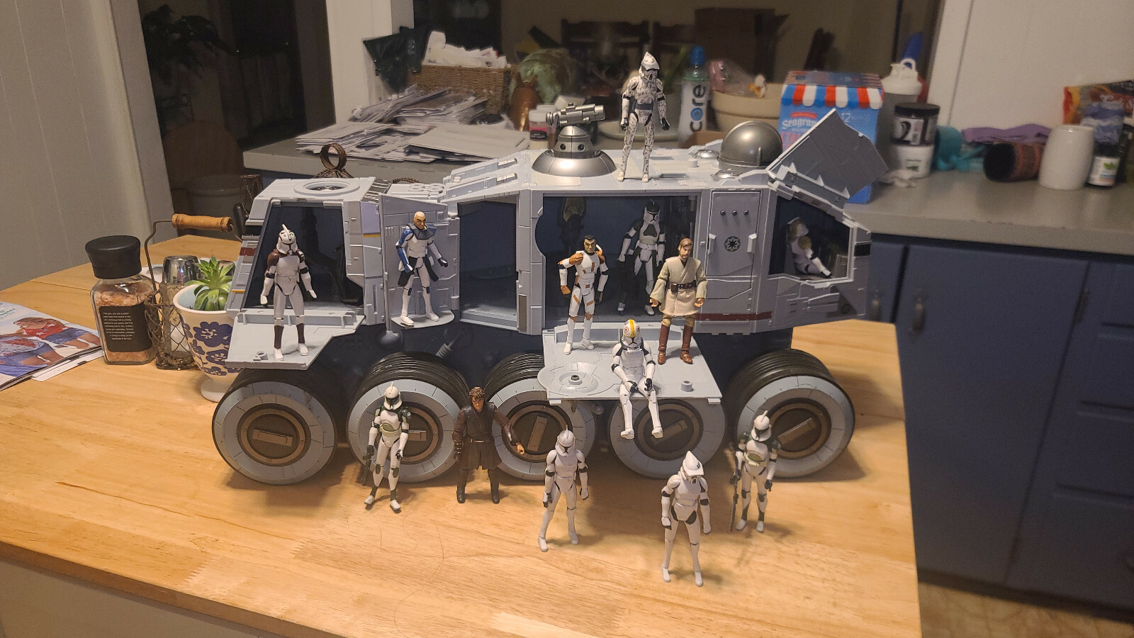Star Wars The Clone Wars Turbo Tank Juggernaut Toy missing 1 piece | eBay
