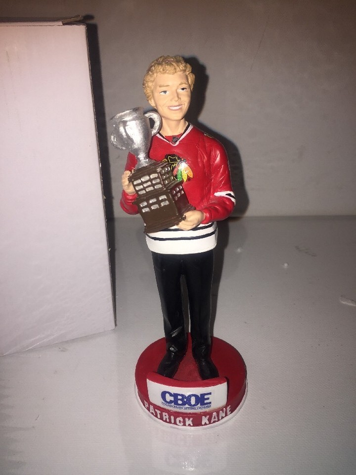 NEW Box Chicago Blackhawks PATRICK KANE Rookie Year 2007 2008 Statue ...