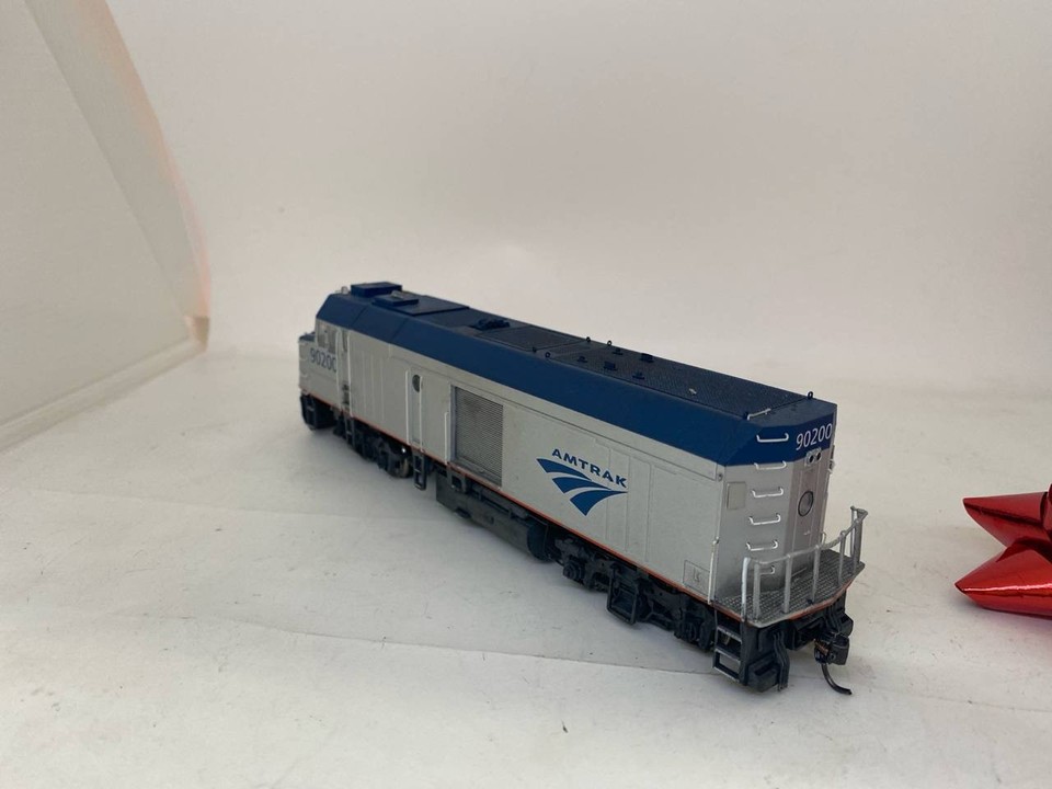 HO Rapido Amtrak NPCU PhV 90200 DCC Sound weathered | eBay