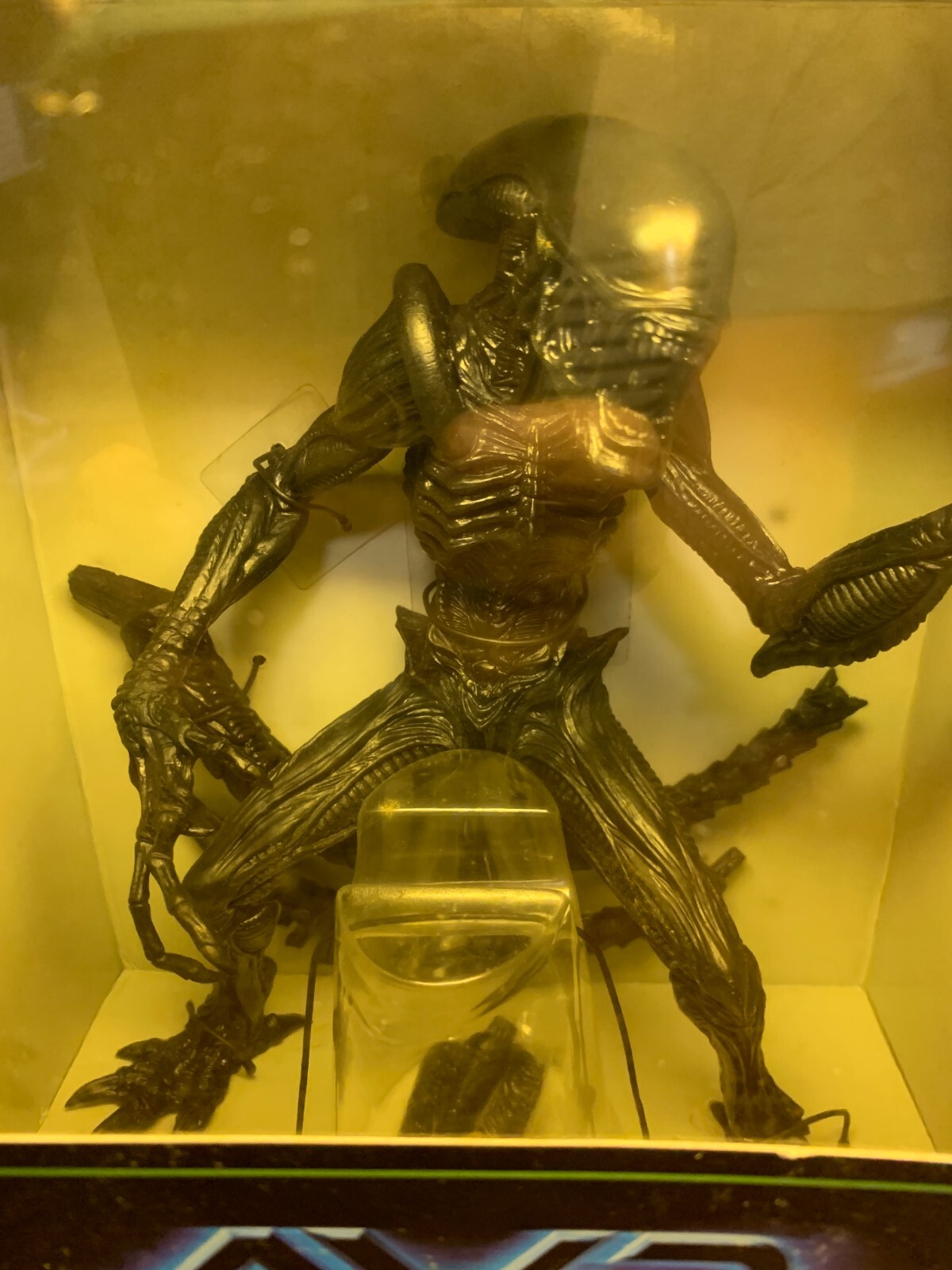 FuRyu AVP Alien Real Figure Premium Black Version | eBay