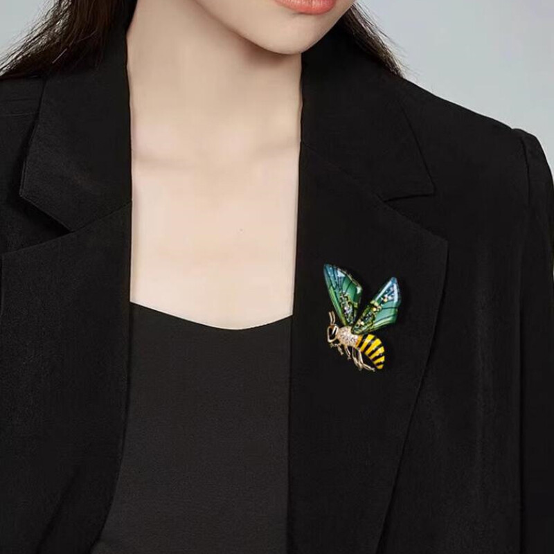 Elf Bee Brooch, High-end Design, Niche, Exquisite Temperament, Suit ...