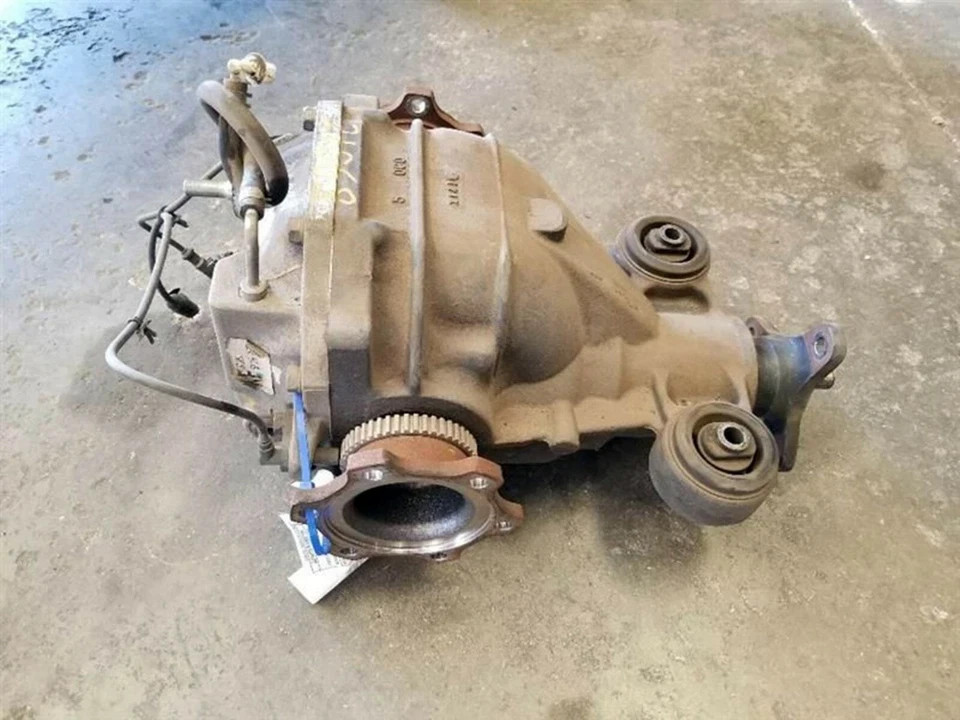 2007-2008 INFINITI G35 Sedan Rear Axle Differential Carrier 3.692 Ratio ...