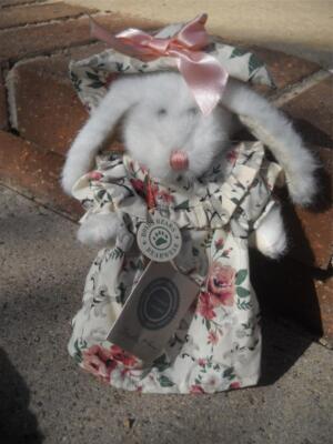 Boyd's Beard & Friends Collectible Magnolia O'Hare White Plush Rabbit ...