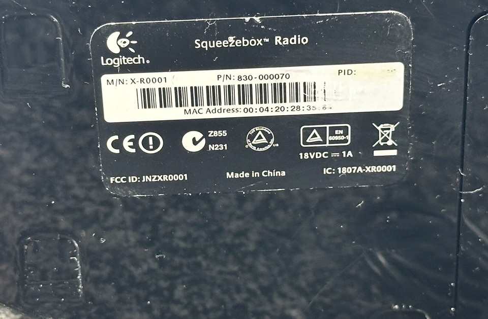 Logitech Squeezebox Music Player Wi-Fi Internet Smart Radio X-R0001 ...