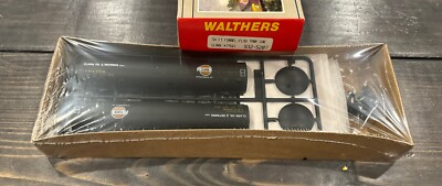 Walthers HO Scale Kit 932-5207 54' Funnel-Flow Tank Car Clark #77541 ...