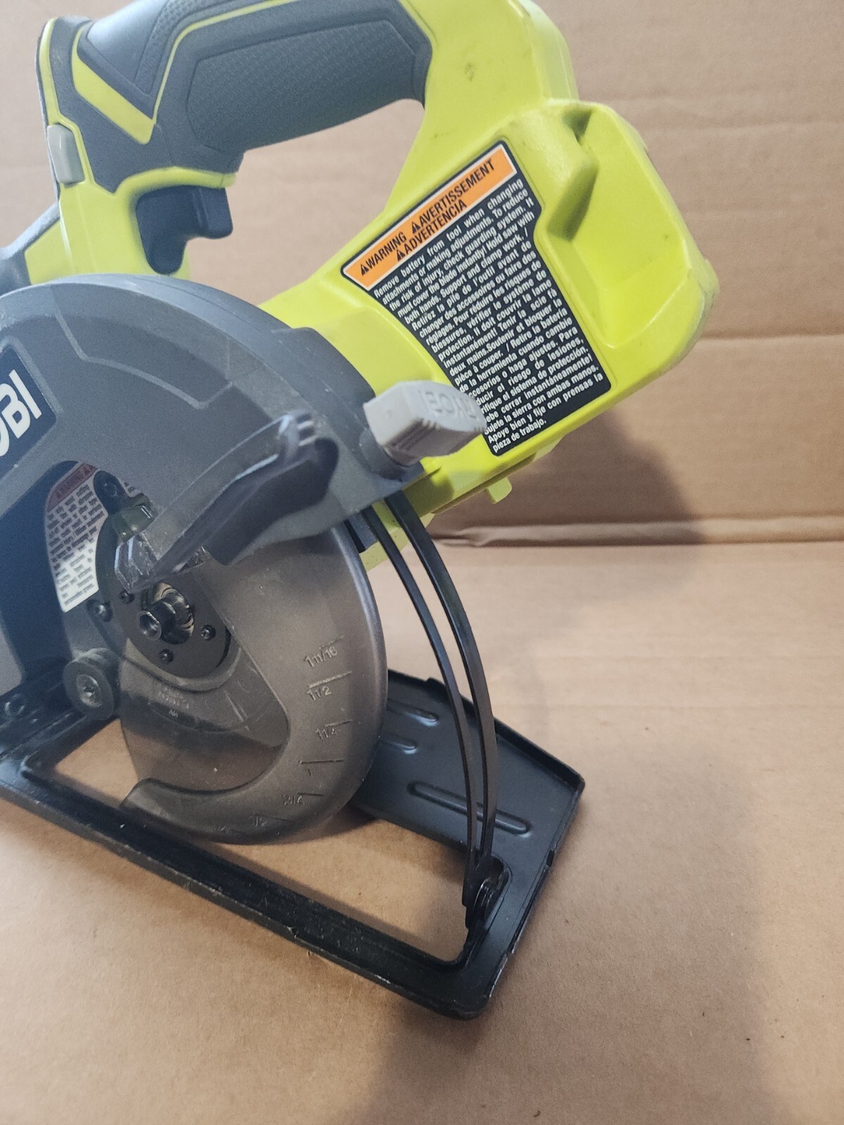 RYOBI Circular Saw PCL500 18V 5-1/2" (TOOL ONLY)missing Parts, See ...