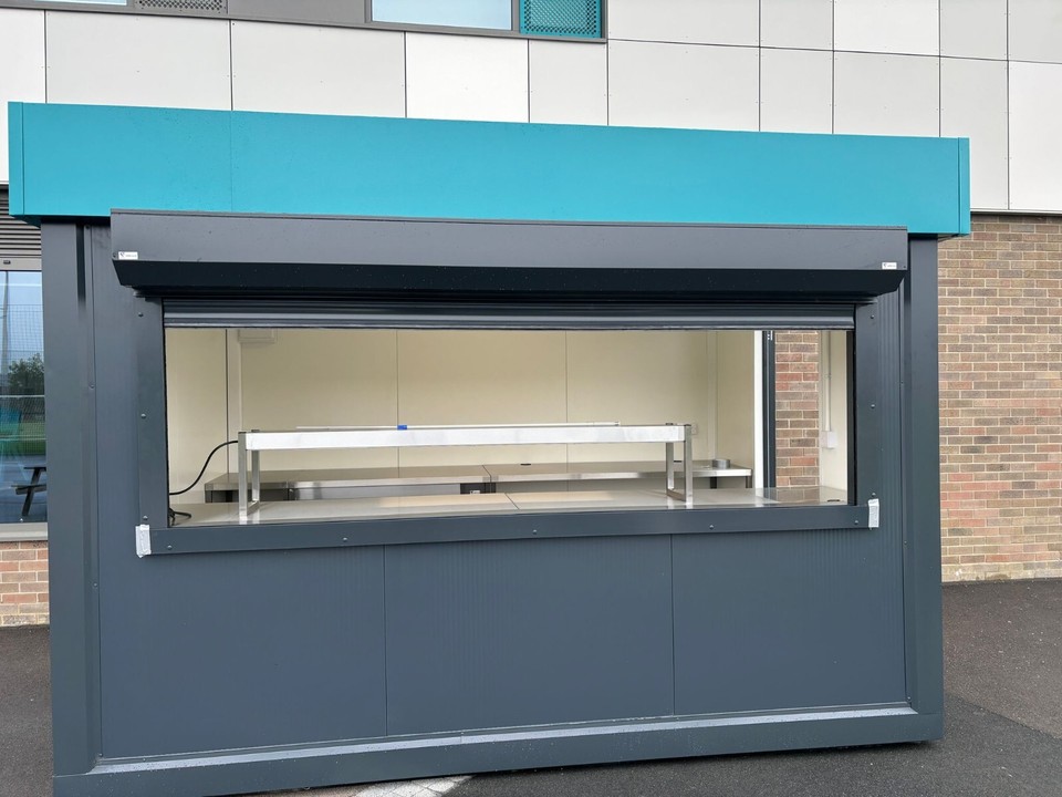 Catering Unit 360 x 240cm; Catering Kiosk; Temporary Building £ 7 500 ...