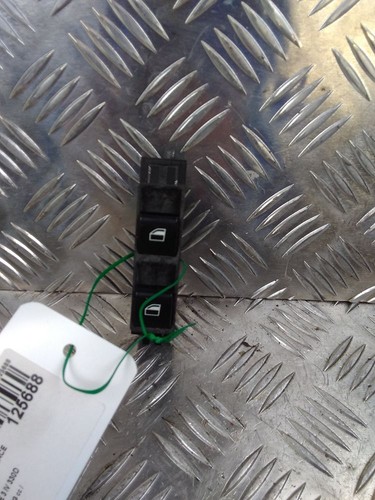 COMMUTATEUR VITRES ELECTRIQUES VOOR/FRONT 3 serie Touring (E46/3 ...