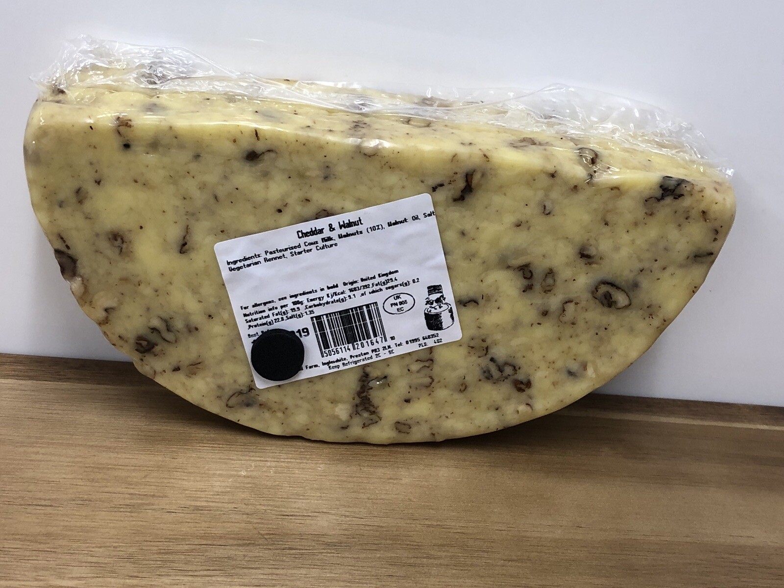 Cheddar Cheese With Walnuts 10% 1.2kg Vegetarian , Chilled Delivery ...