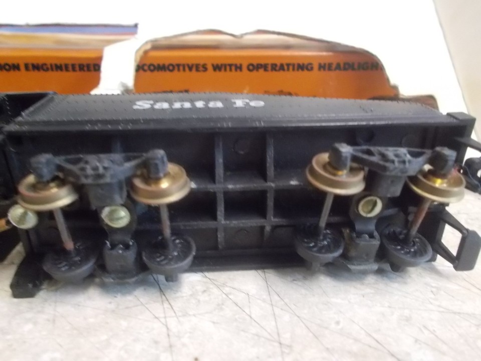 OEM Tyco Shifter II Train Santa Fe Lighted Engine & Coal Car HO Model ...