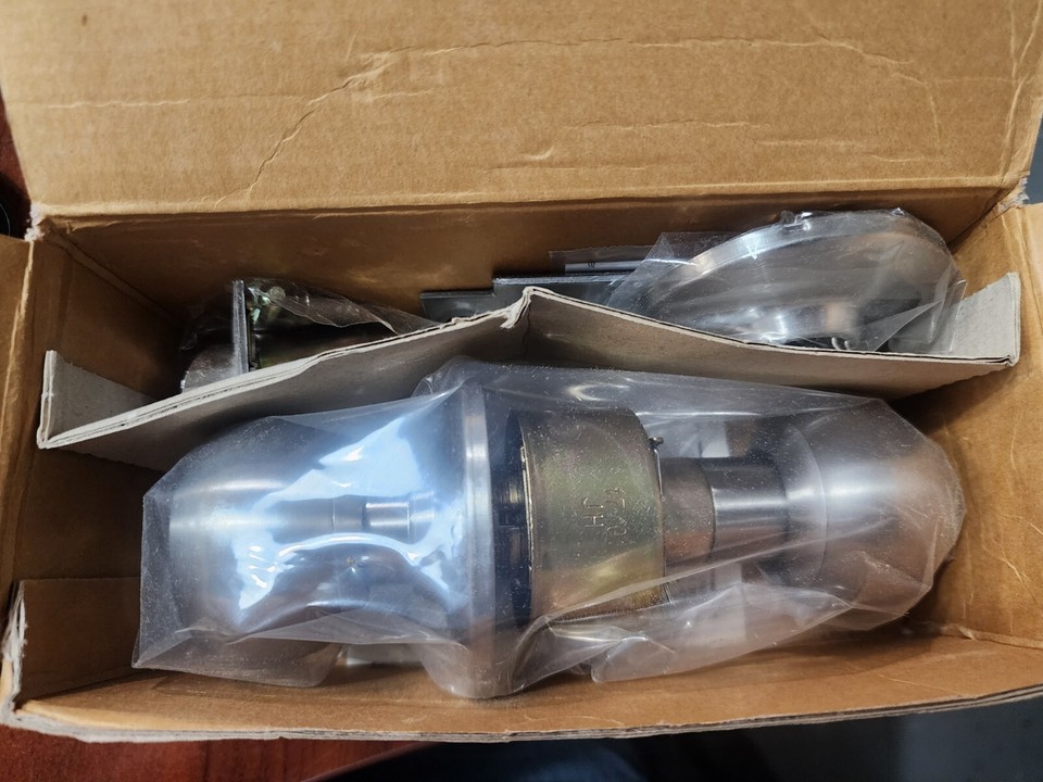 Dexter C2000 Cylindrical Storeroom Door Lever Lock Set Keyed 2399 | eBay