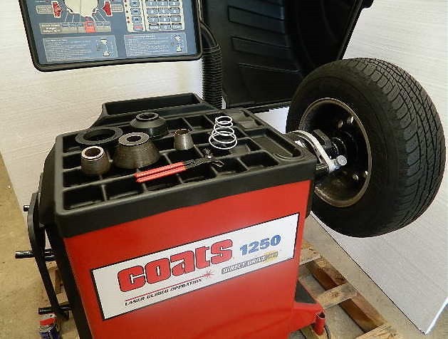 Coats 1250-2D Tire Balancer with Warranty - Remanufactured | eBay