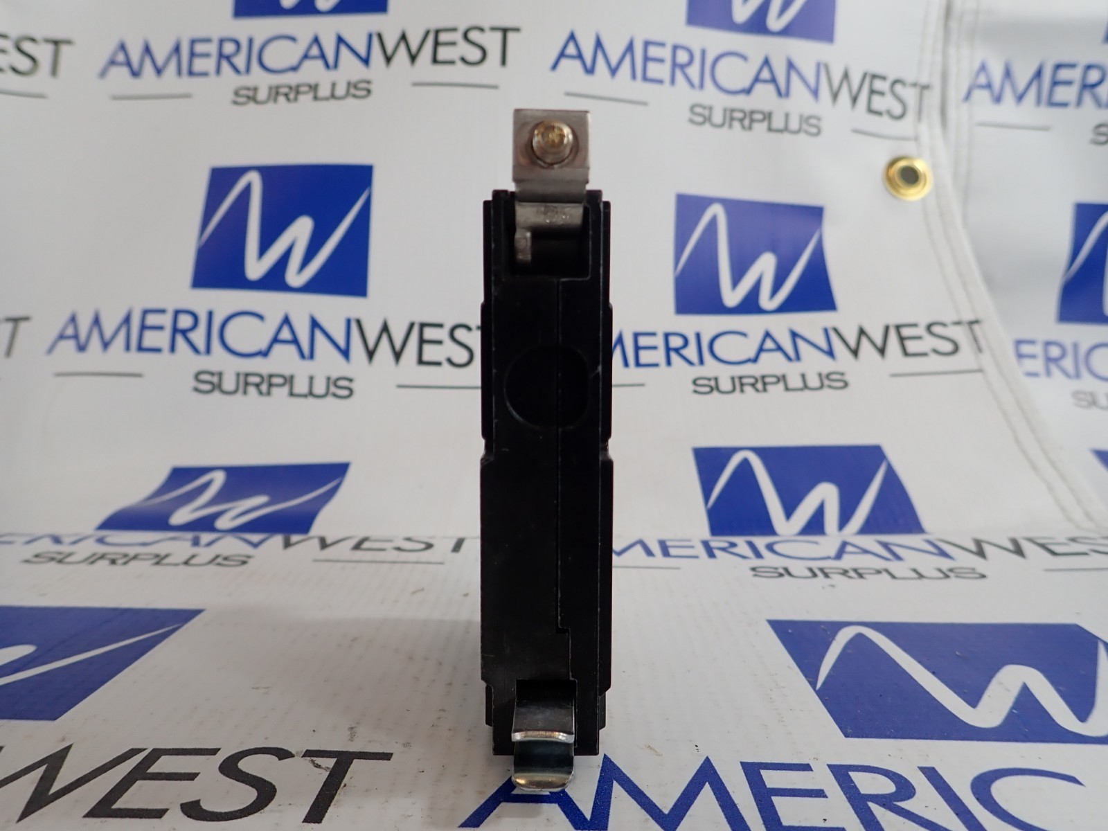 QOB140 SQUARE D 1 Pole 40 amp bolt on 120v Circuit Breaker NEW in Box ...