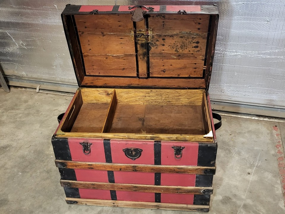 Antique Rolling Victorian Flat Top Steamer Trunk Chest Metal Hardware ...