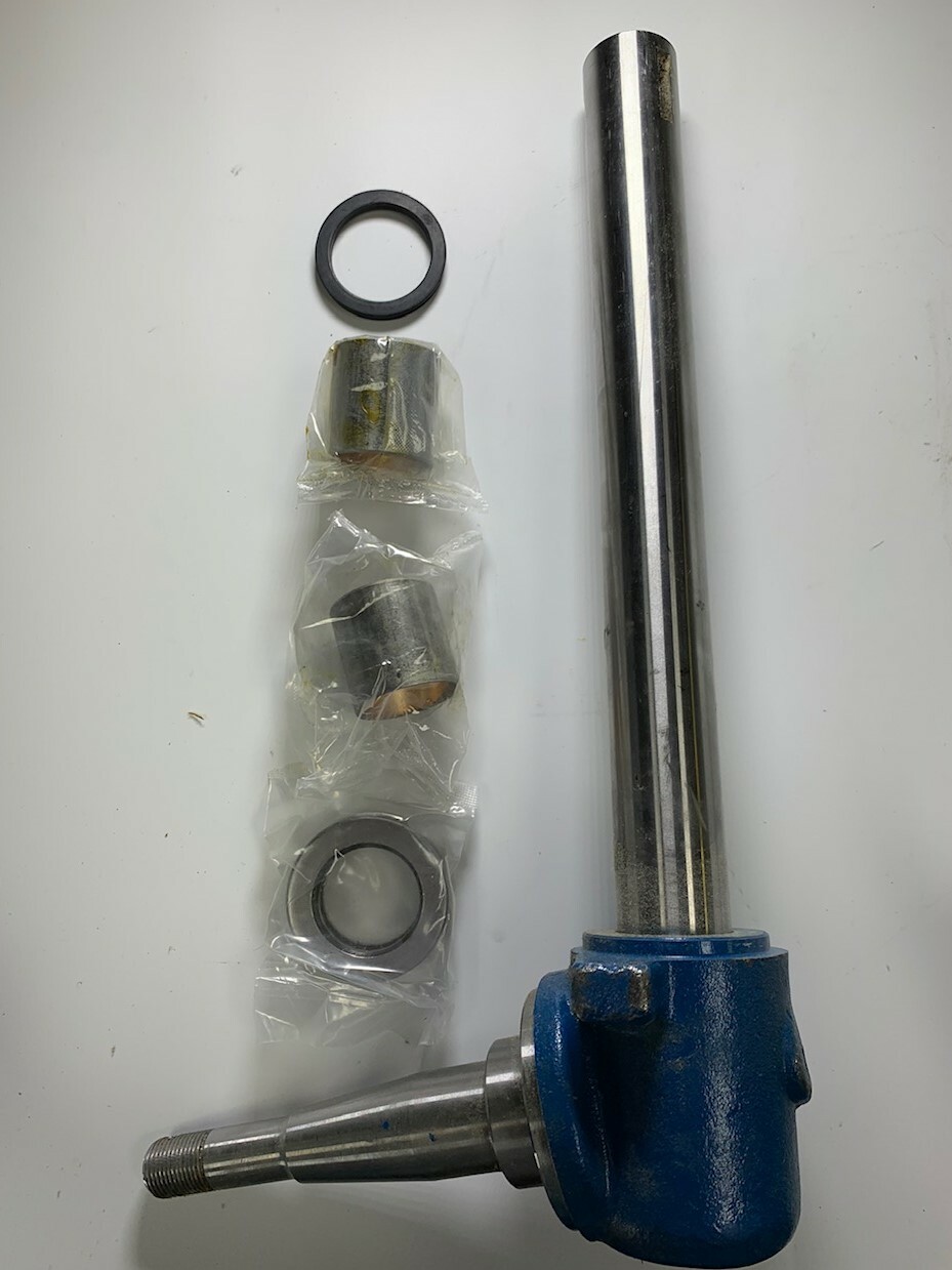 Spindle Kit (LH) fits Ford 2600 3600 4100 233 333 Tractors with Cab ...