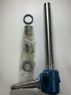Spindle Kit (LH) fits Ford 2600 3600 4100 233 333 Tractors with Cab ...