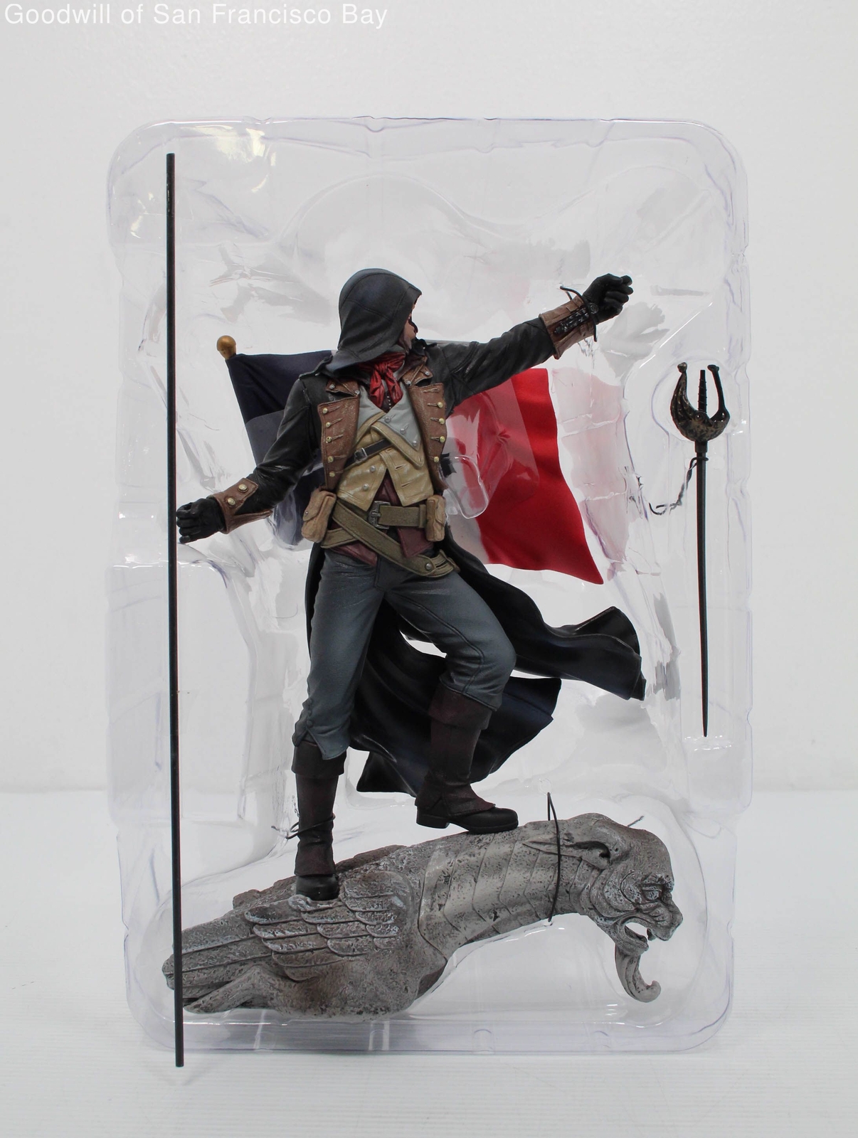 Ubisoft Assassins Creed Unity Collector's Editon Arno Dorian 16" Statue NIB