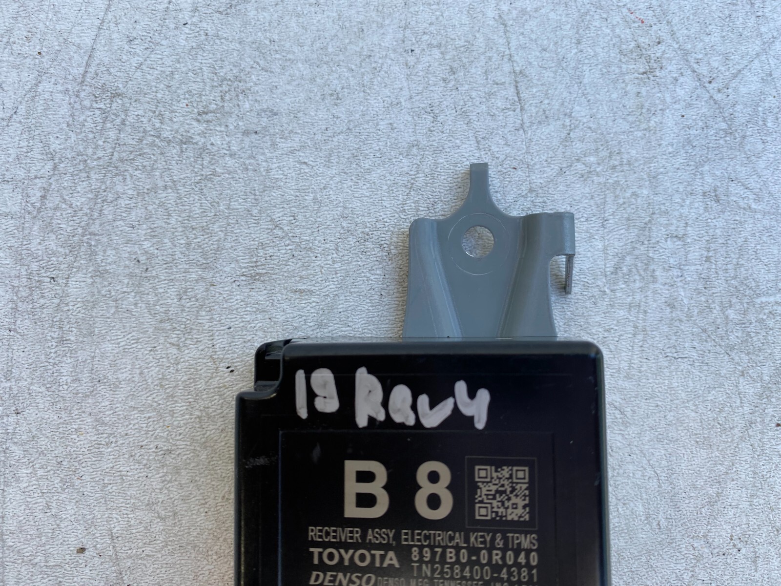 2019-2023 TOYOTA RAV4 KEYLESS ENTRY RECEIVER CONTROL MODULE 897B00R040 ...