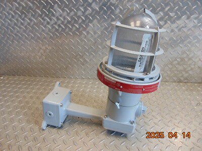 RAB LIGHTING EB124 LIGHTING FIXTURE for HAZARDOUS LOCATIONS broken ...