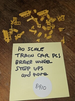 HO SCALE TRAIN CAR PIECES, STEP UPS, SEE PHOTOS | eBay