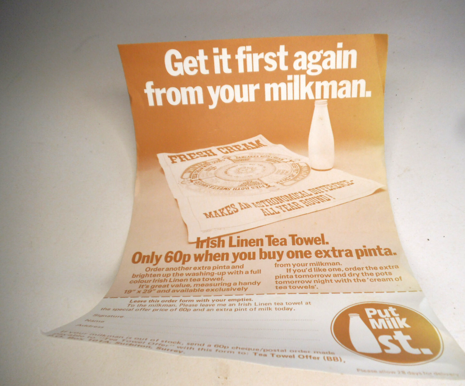 Measuring Beaker & Recipe Booklet 'Put Milk First' Milk Marketing Board ...