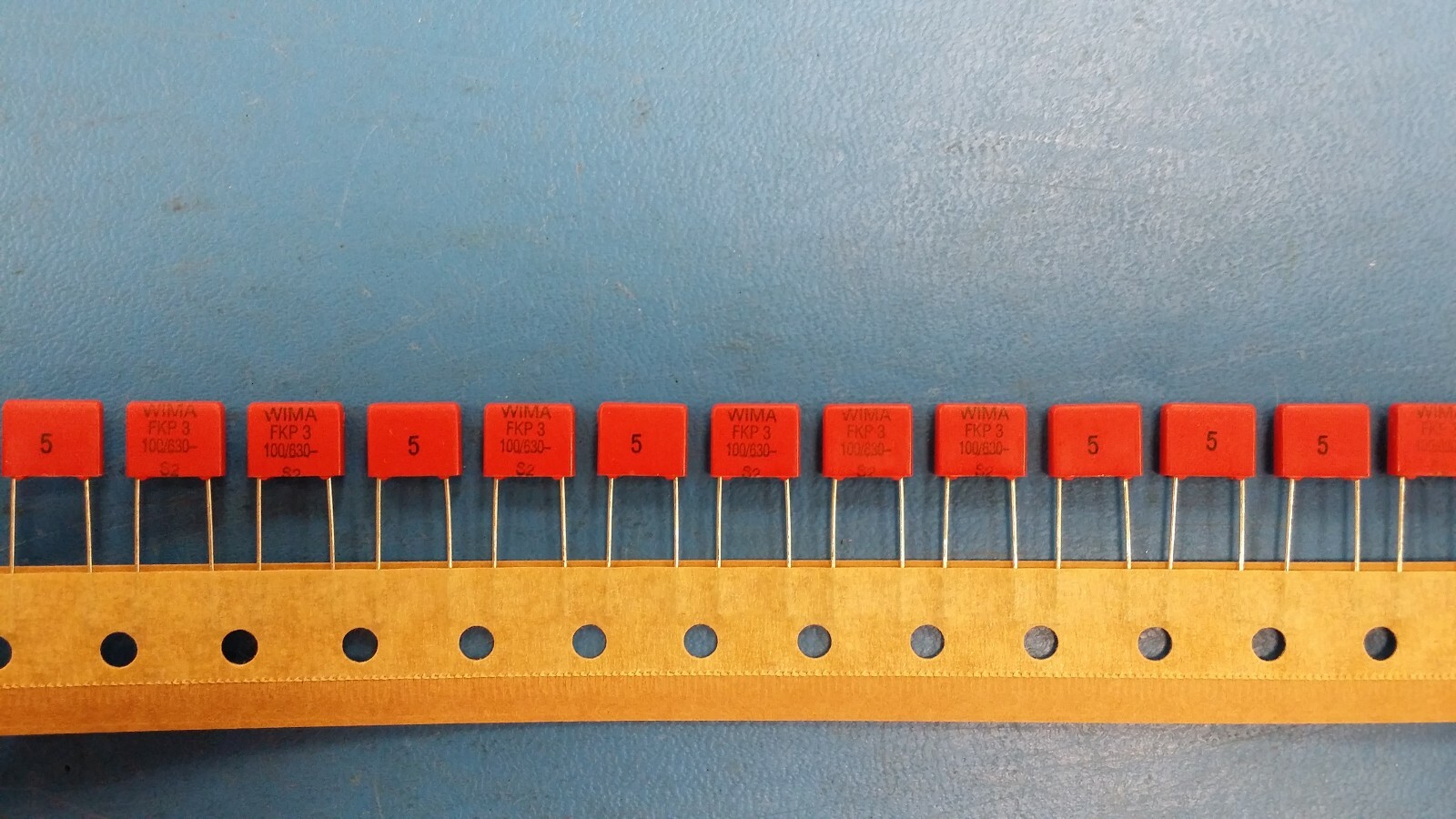 (10PC) FKP3-100/630/10 WIMA CAP,POLYPROPYLENE,100pF,630VDC,10% RADIAL ...