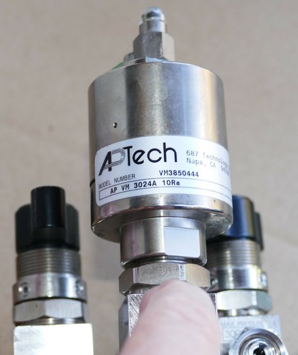 APTECH AP-VM-3024A-10RA 3,000 psi DIAPHRAGM FLOW VALVE Regulator ...