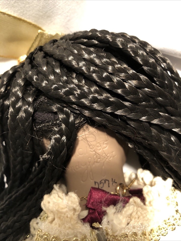 GRACE CINDY SHAFER PORCELAIN MUSICAL DOLL PLAYS AMAZING GRACE 1995 15 ...