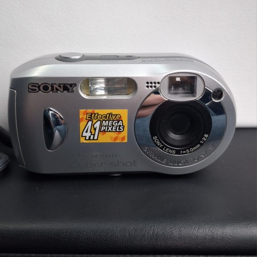 Sony Cyber-shot DSC-P41 4.1MP Digital Camera - Silver Tested Works Good ...