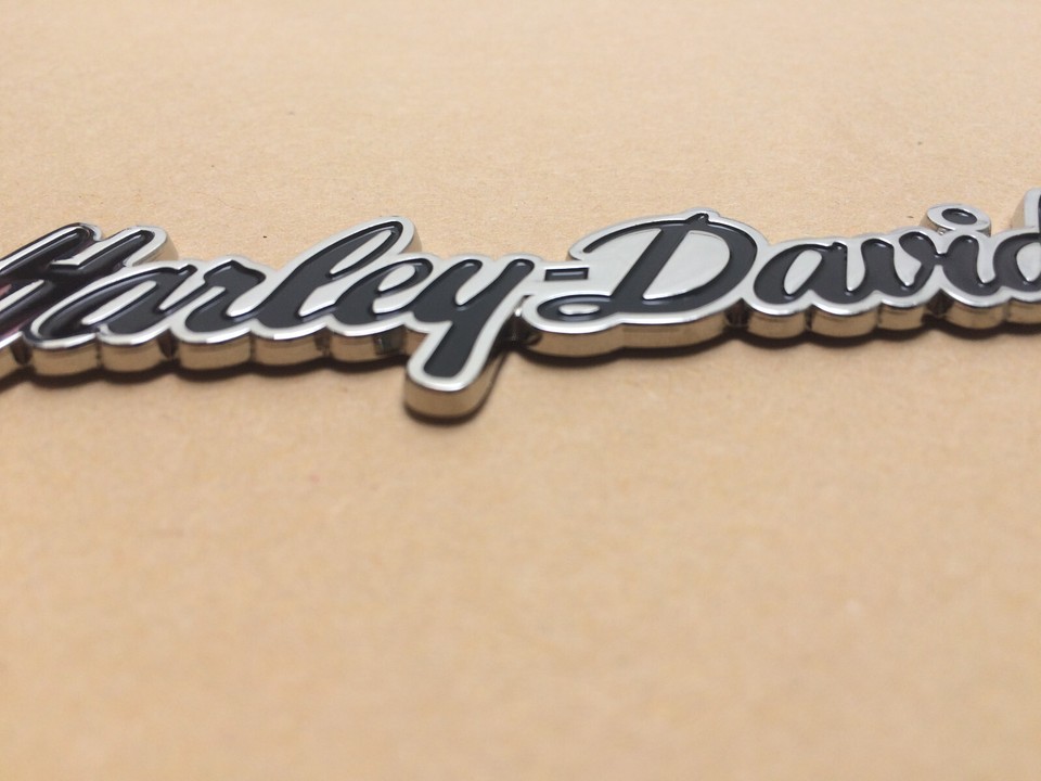 3D Metal Chrome Harley Davidson Curly Letter Emblem Badge For Tank Tour ...
