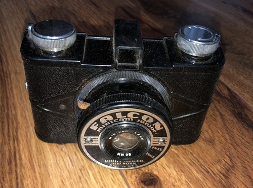 Antique VTG Bakelite Camera Falcon Minicam Junior Utility MFG Co New ...