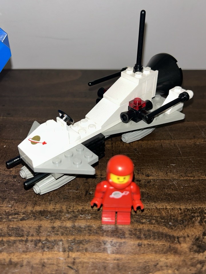 LEGO vintage classic SPACE (6842).(6892) shuttle craft,modular space ...