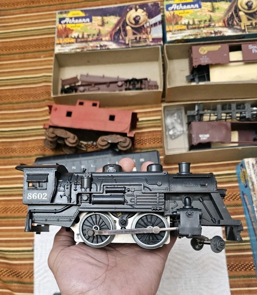 Vintage Mix Train Lot Lionel & Athearn 4 Parts Or Repair Untested ...