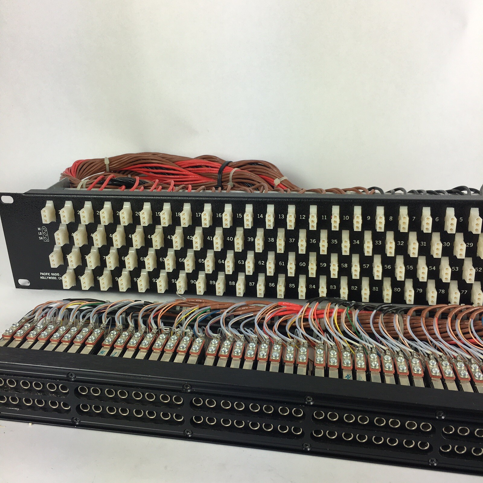 Rean Neutrik FN BLACK TT Bantam 96 Point Patch Bay Wired e3 panel 96 ...