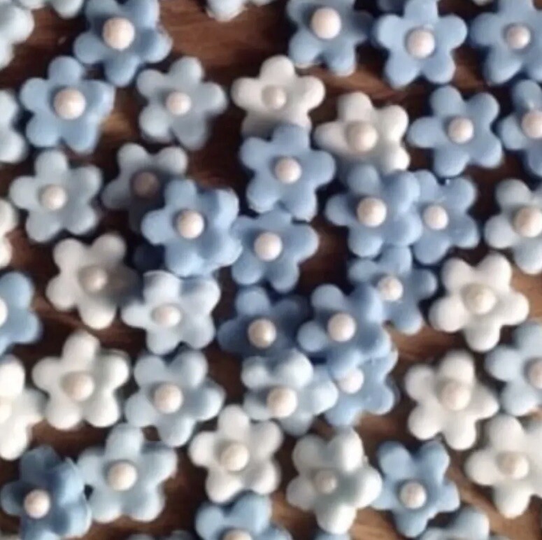 50 Edible Blue Flowers Sugar Fondant Cake Toppers Birthday Baby Shower ...