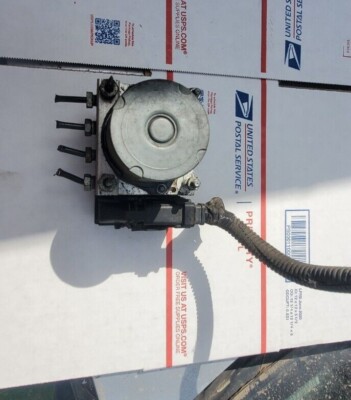 2003-2005 Saturn ION ABS Anti-Lock Brake Pump Control Module 5 speed ...