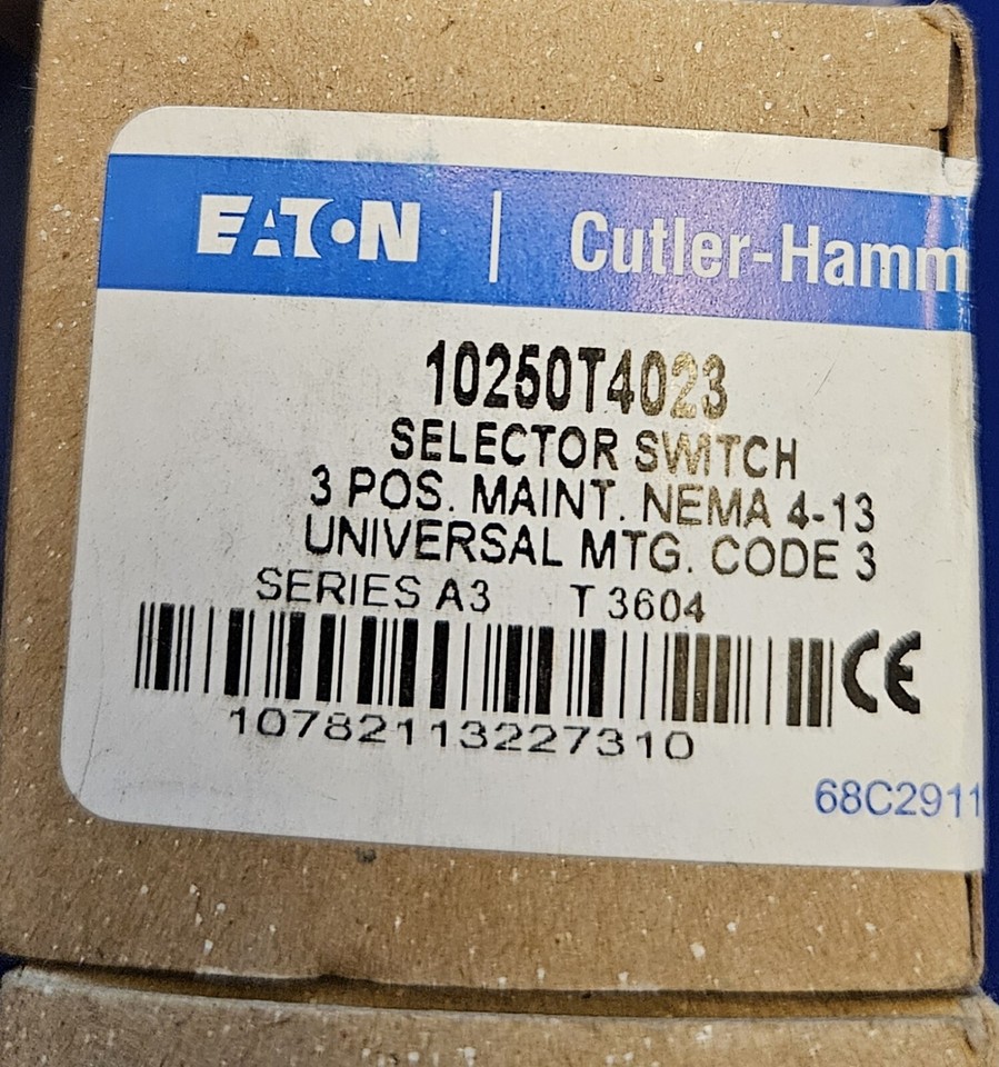 Various New In Box Eaton 10250T Style Selector Switches | eBay