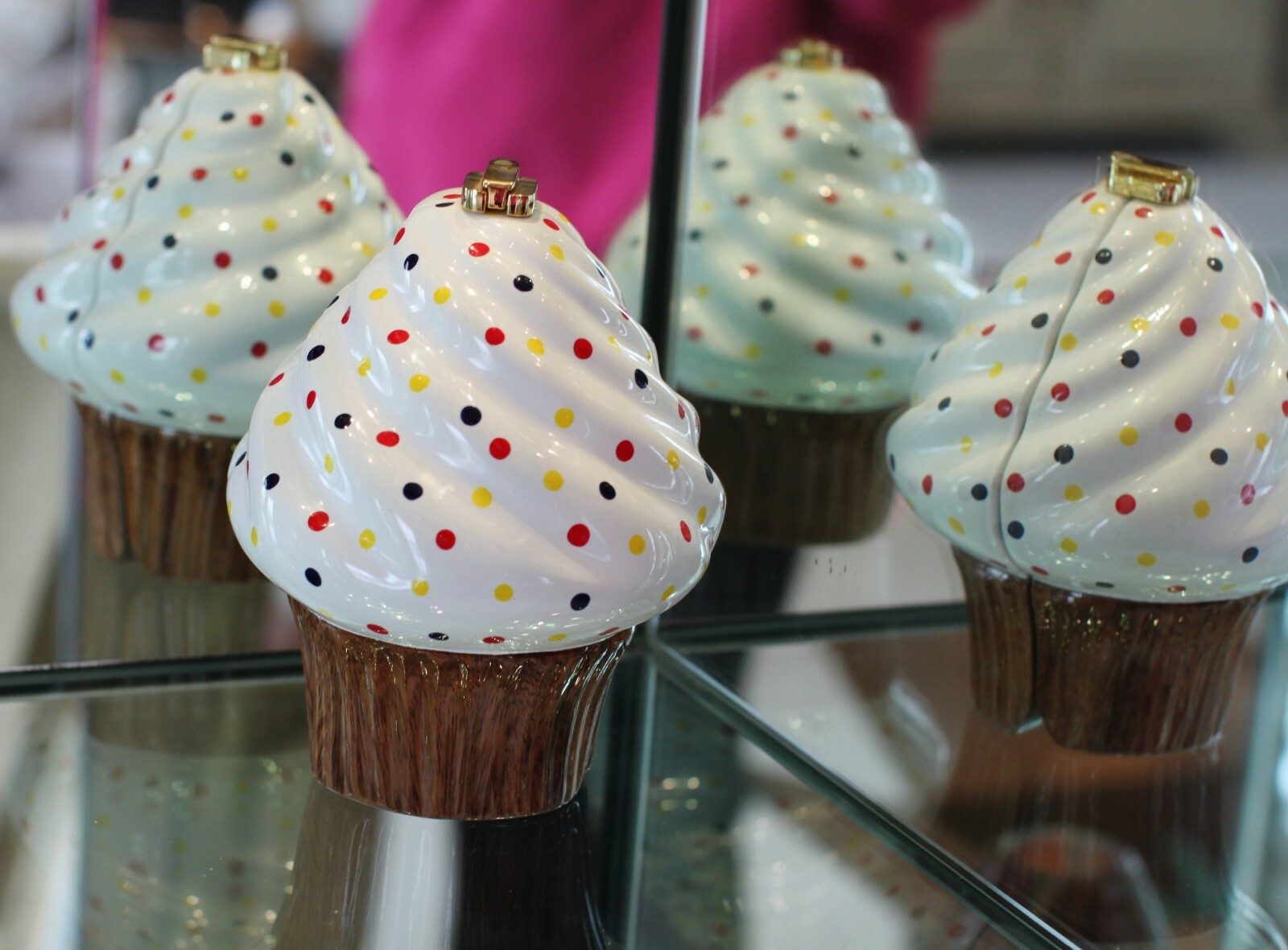 TIMMY WOODS CUPCAKE SPRINKLES MINAUDIERE NWT PURSE CLUTCH SHOULDER BAG ...