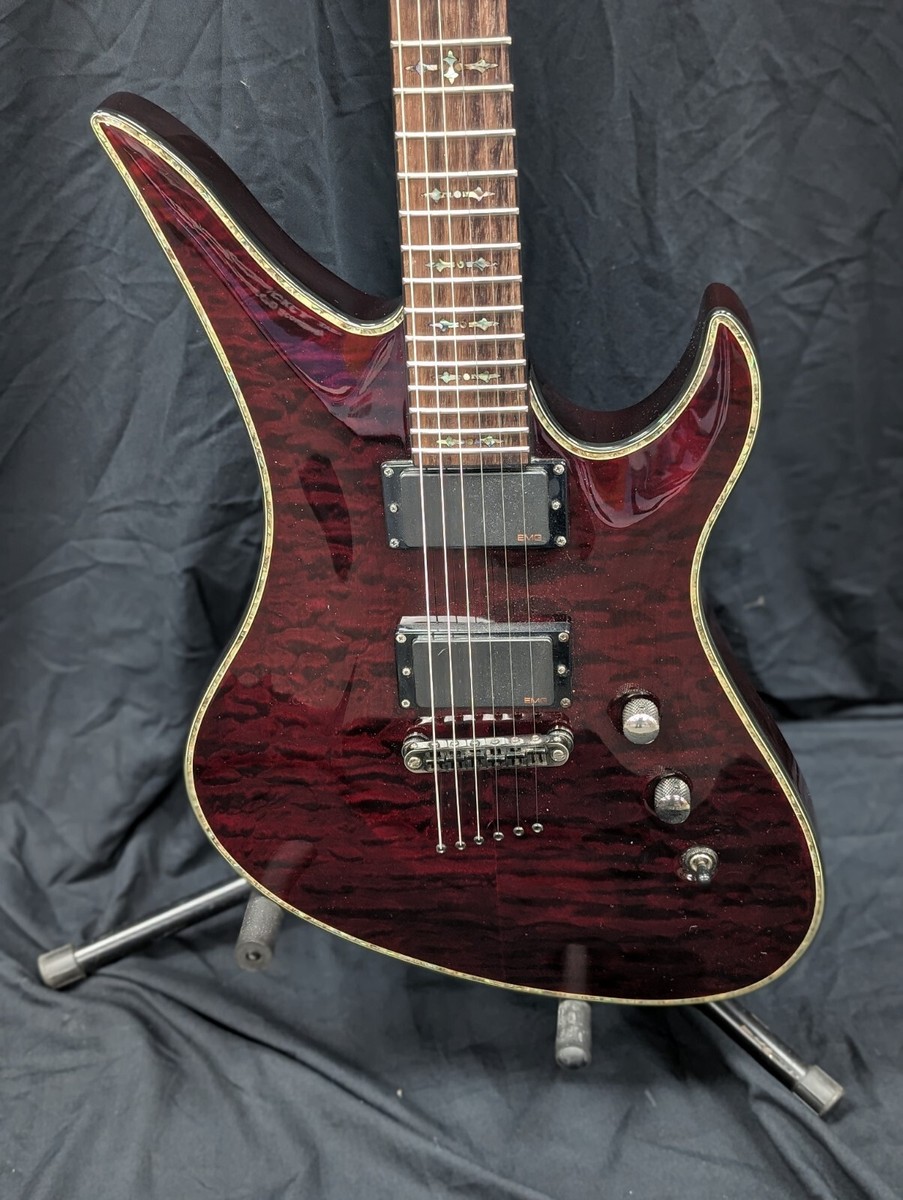 Schecter Hellraiser Avenger Diamond Series Electric Guitar Schecter Hellraiser Avenger Diamond Series Electric Guitar